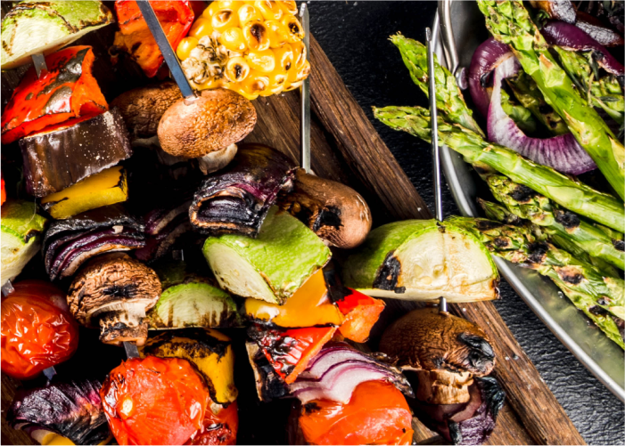 3 Insanely Easy Tips for How to Stay Healthy at a BBQ