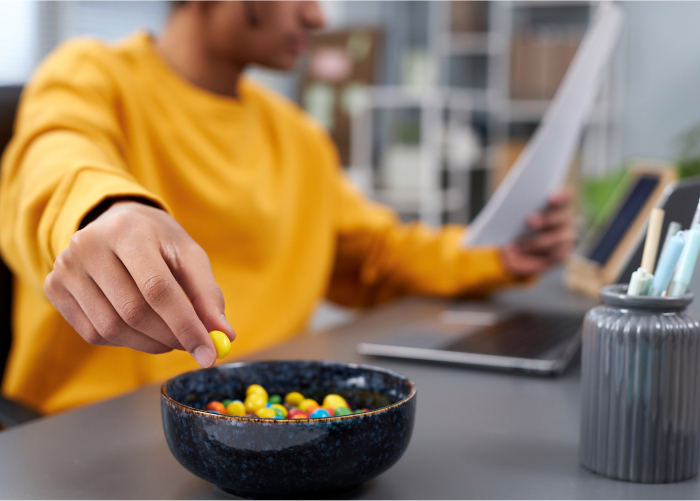 How to Curb After-Dinner Cravings: 4 Easy Expert Tips to Try Today