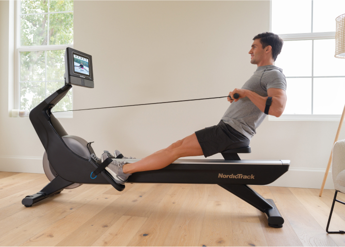 How to Use a Rowing Machine Correctly: A Step-by-Step Guide