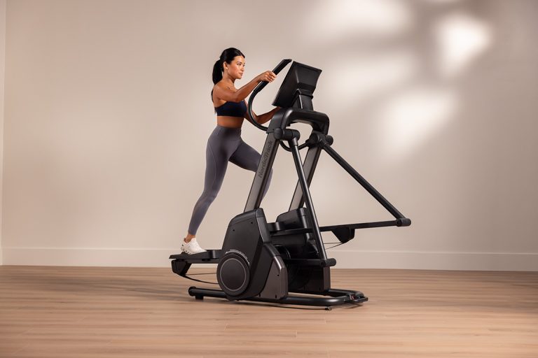 Ellipticals vs. Treadmills: How to Decide Which One Is Best